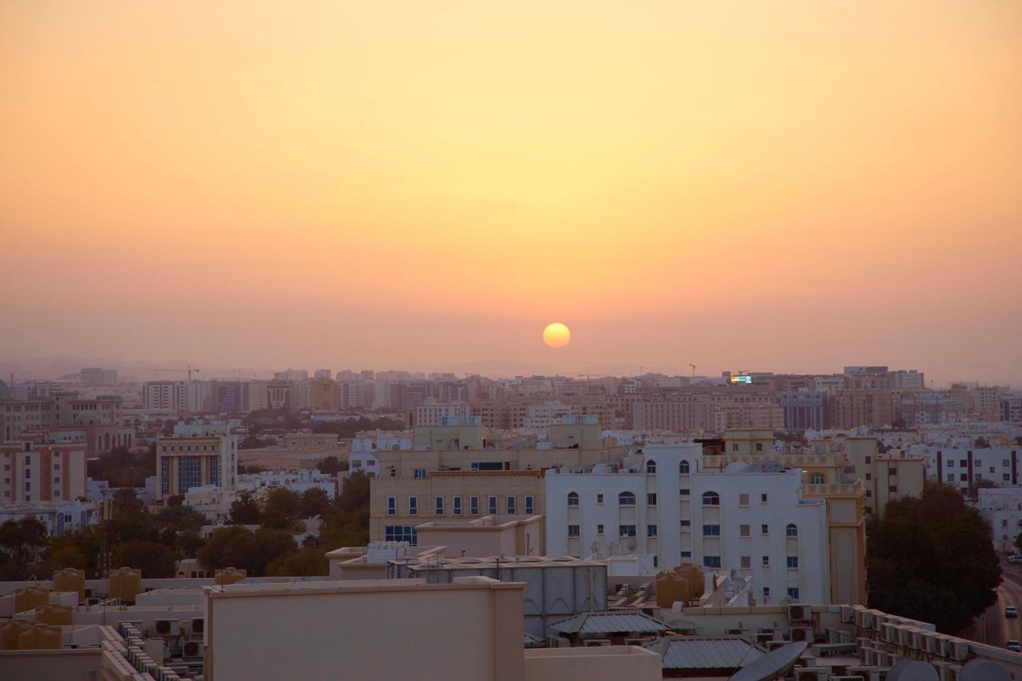 ROYAL TULIP HOTEL MUSCAT | 5-STAR ACCOMMODATION WITH SEA VIEW